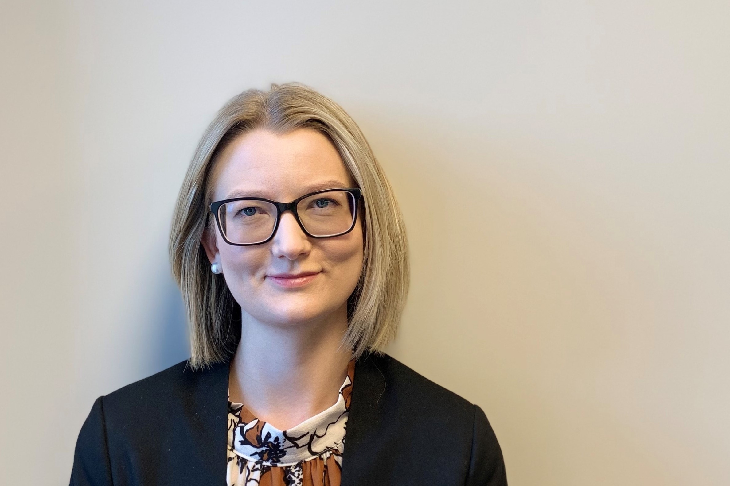 Hege er ny fagsjef | Gravplassen